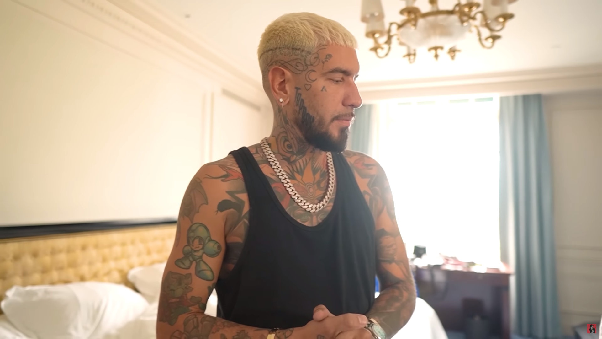 Ζει στη χλιδή: Επίδειξη πλούτου από τον SNIK- Το γεύμα των 709€ στο Παρίσι, το απλησίαστο ...